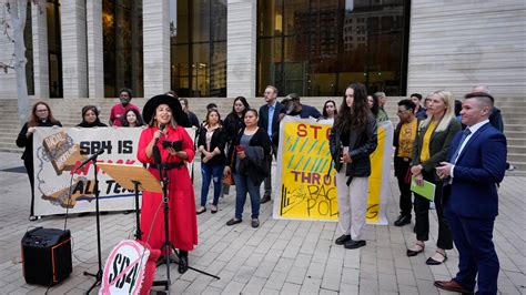 Texas Sb 4 Targeting Migrants Blocked By Federal Judge Abbott Appeals