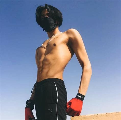 Guy Abs Selfie No Face
