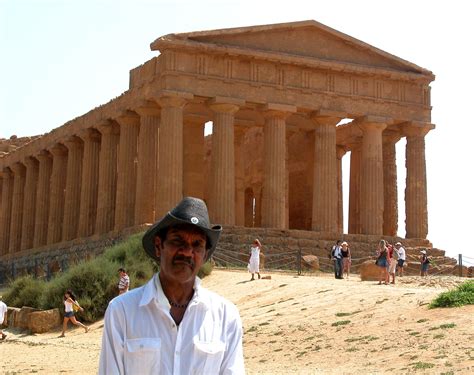 Billy Doolan Lo Spirito Tra Due Isole Sicilia E Australia Gira Sicilia Eventi Turismo Itinerari