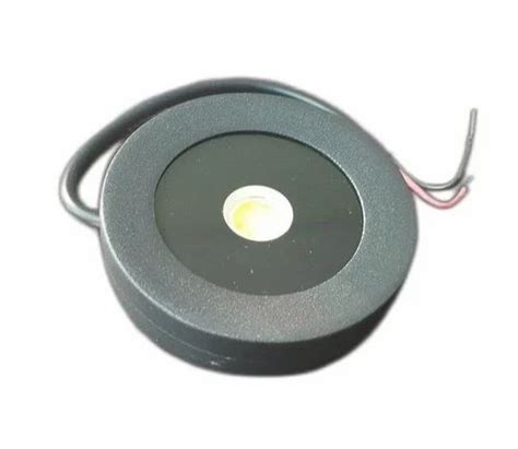 Chrome Incandascent 3w Striker Surface Led Light For Indoor Lighting