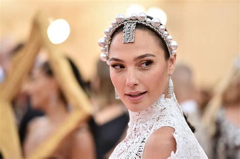 Gal Gadots Cleopatra Will Be Sexy And Smart