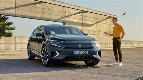 Car Spy Shots News Reviews And Insights Motor Authority