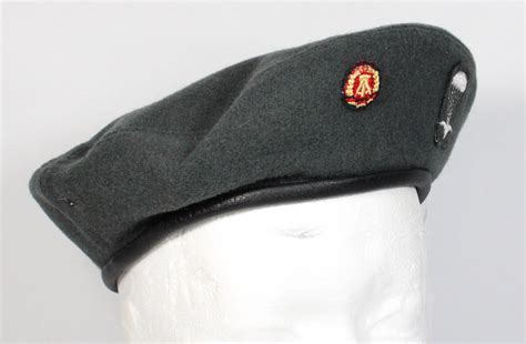 121 East German Paratrooper Beret Enlisted
