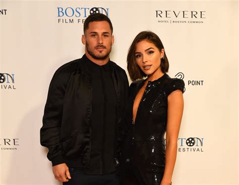 Olivia Culpo Cant Take How Cute Danny Amendola Is In The New