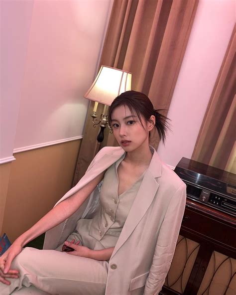 221016 Kang Hyewon Instagram Update Kpopping