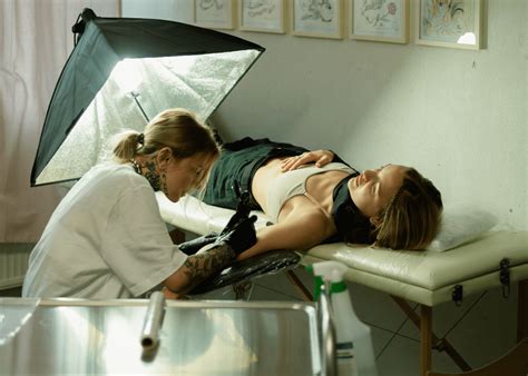 7 Tattoo Styles And Designs For Your Next Work Of Art Honeycombers