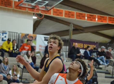 Mattawans Nolan Foster Commits To Ohio Basketball