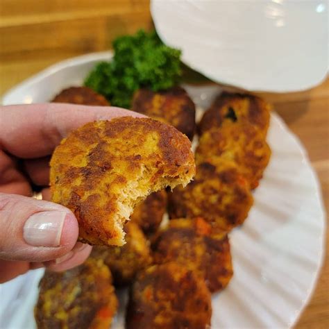 Mini Salmon Cakes Jetts Kitchen
