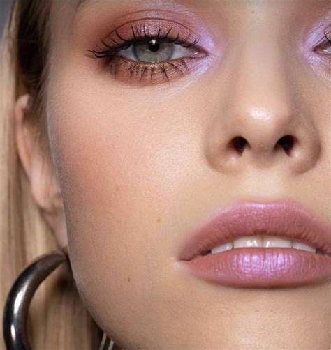 Pin By Nar On Makeup Makeup 2018 Makeup Eyeliner Eye Makeup