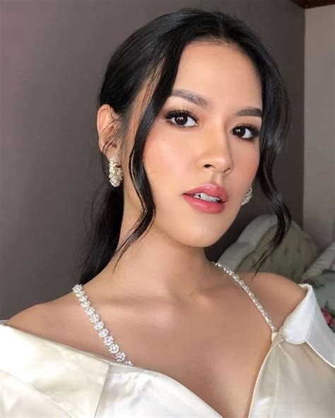 Pin Di Ind Artist Selebriti Wanita Gadis Gadis Cantik