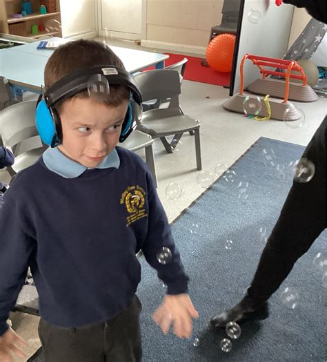 Watling View School Bubble Experience Eyfs