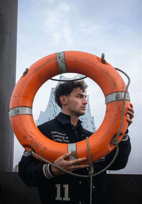 Compass Portrait Photos Download The Best Free Compass Portrait Stock