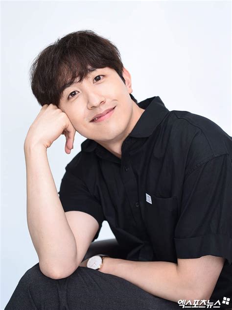 Ahn Tae Hwan Picture 안태환 Hancinema