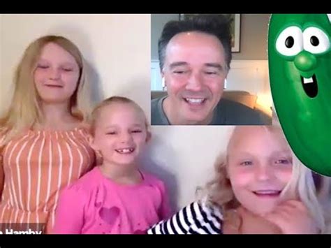 Meeting Larry The Cucumber Of Veggie Tales Mike Nawrocki Youtube