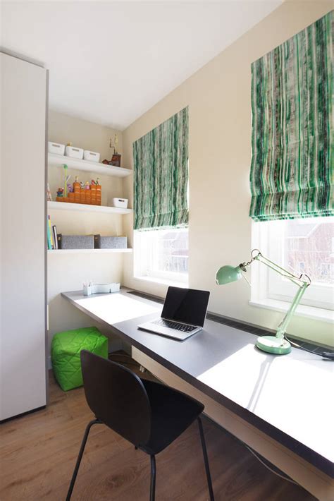 Jongenskamer Met Op Maat Gemaakte Kast En Bureau Homify