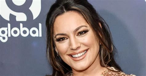 Kelly Brook Says Career Isnt About My Body Anymore As She Embraces Her Curves At 43 Mirror