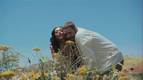 Doja Cat Post Malone To Headline New York Aid Festival