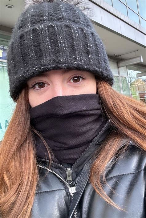 Cutie R Chrissycostanza