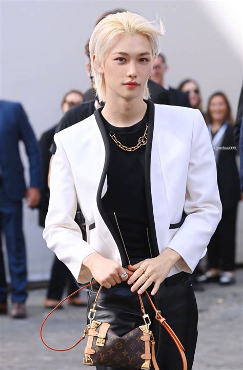 231002 Felix X Louis Vuitton Ss24 In Paris 🤍🇨🇵 Foto Di Celebrità