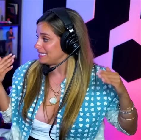 Kristen Stephensonpino 🍼🍼 Rreactgirlsofyt