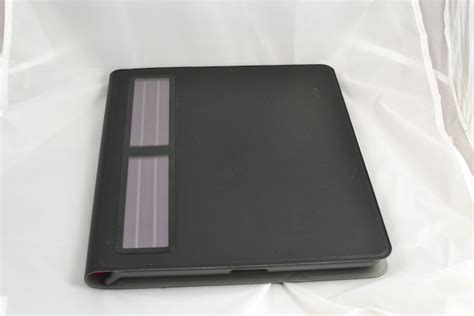 You Cant Get Any Thinner Than Logitechs Solar Keyboard Folio A Hands On Review