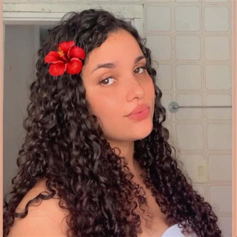 Laryna Cruz Laryna Cruz • Threads Say More
