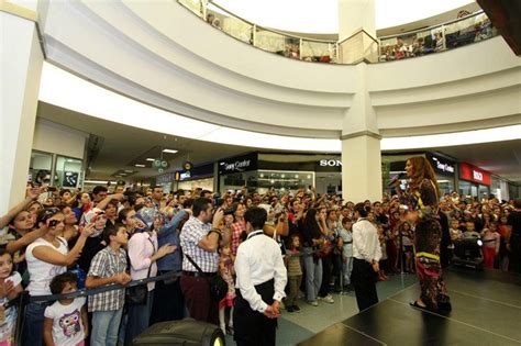 Pendik Neomarin İmza Günü İmza Pelerin