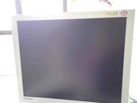Monitor Samsung Syncmaster 710v Massamá E Monte Abraão • Olxpt