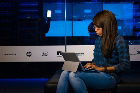 What Is A Card Reader And How Does It Work