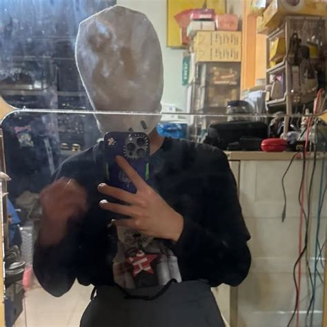 チンヒロシモリ Clown0823 • Threads Say More