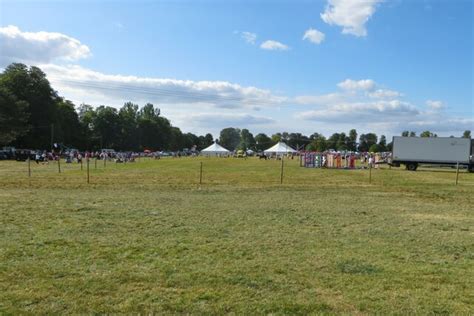 Field By Elbrook House © Philip Jeffrey Cc By Sa 2 0 Geograph