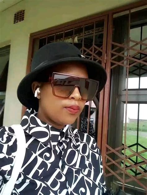 Inga Mlunguza