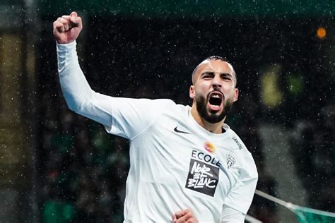 Himad Abdelli Biographie Parcours Salaire Records Et Plus Foot