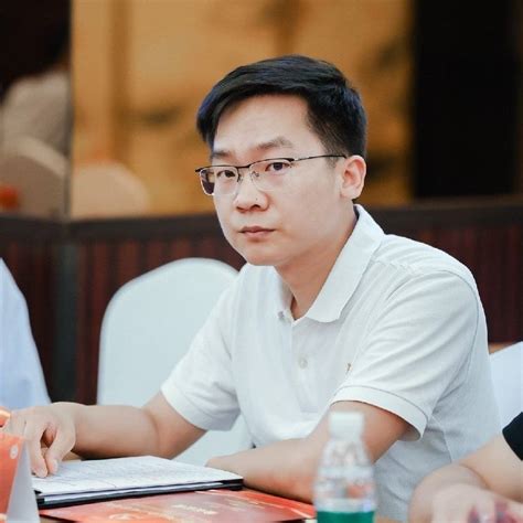 国家发展改革委主任郑栅洁主持召开推动低空经济发展工作会议党中央有关决策