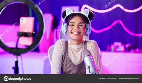 Ring Light Girl Portrait Live Streaming Gaming Talking Social Media