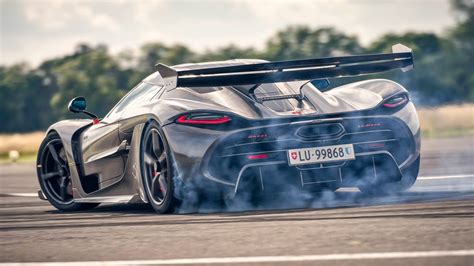 Koenigsegg Jesko Interior Layout And Technology Top Gear