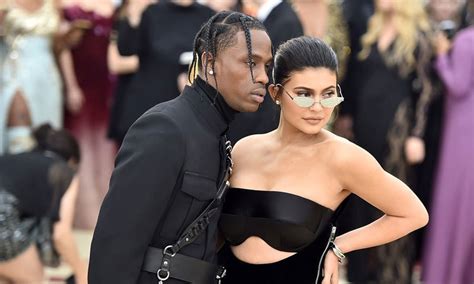 کایلی جینر کی اُمید سے ہونے کی تصدیق Entertainment Dawnnews