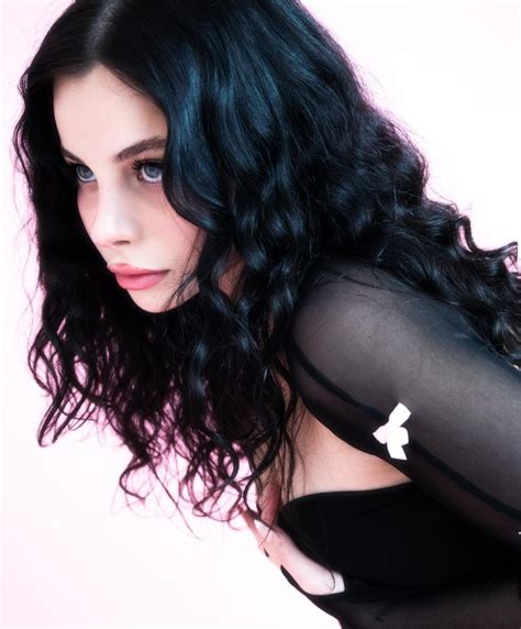 Ellise Gitas Picture