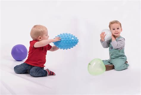 Odd Balls Set L Fledglings