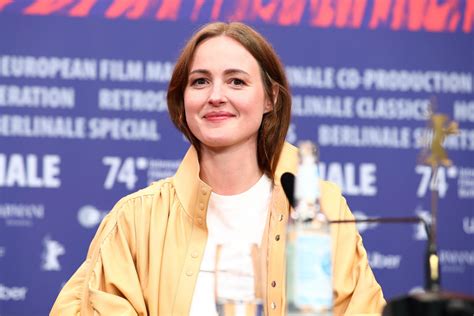 Chi è Renate Reinsve Lattrice Di Sentimental Value Biografia Età