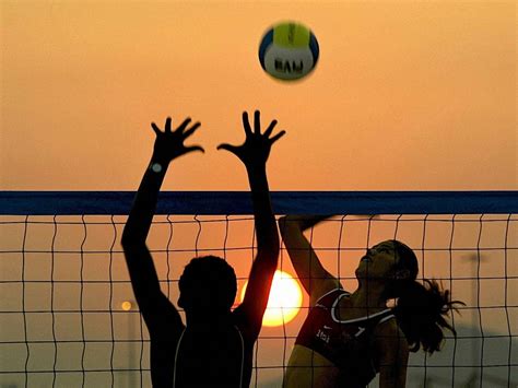 200 Volleyball Wallpapers