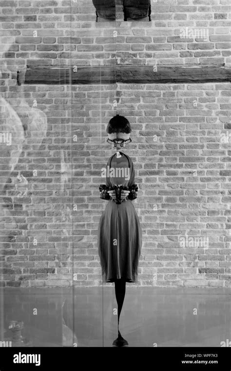 Funhouse Mirror Effect Funhouse Mirror Effect