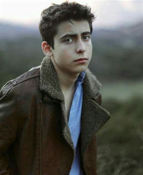 Aidan Gallagher Aiden Gallagher Photoshoot Hot Actors Funny Umbrella