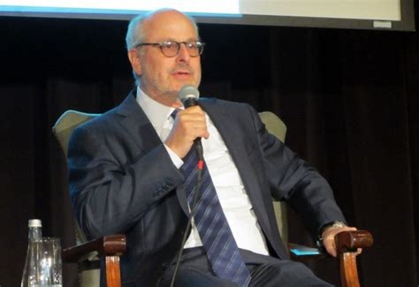 Hackman Buys A Studio