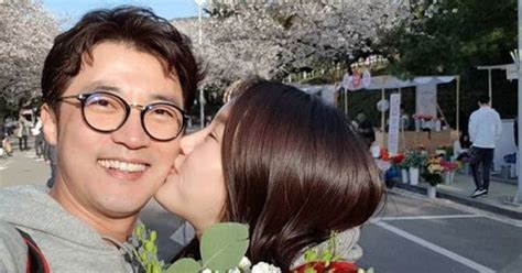 가족 봄나들이 안재욱♡최현주 딸과 벚꽃놀이 인증샷