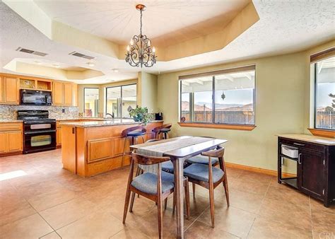 24333 Pala Ln Apple Valley Ca 92307 Redfin
