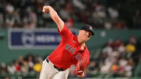 Nick Pivetta Lands With Padres On 55 Million Contract