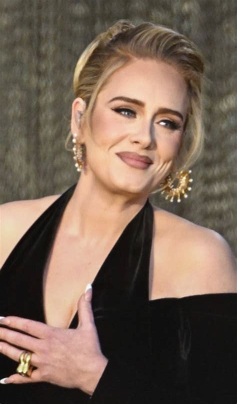 Makeup Adele 3 Chicas Vestidos Mama Del Novio Cantantes