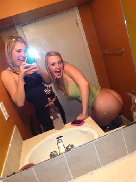 Tongues Out Porn Pic Eporner