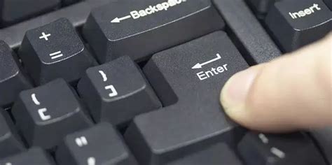 Excel如何根据入职时间计算工龄 360新知